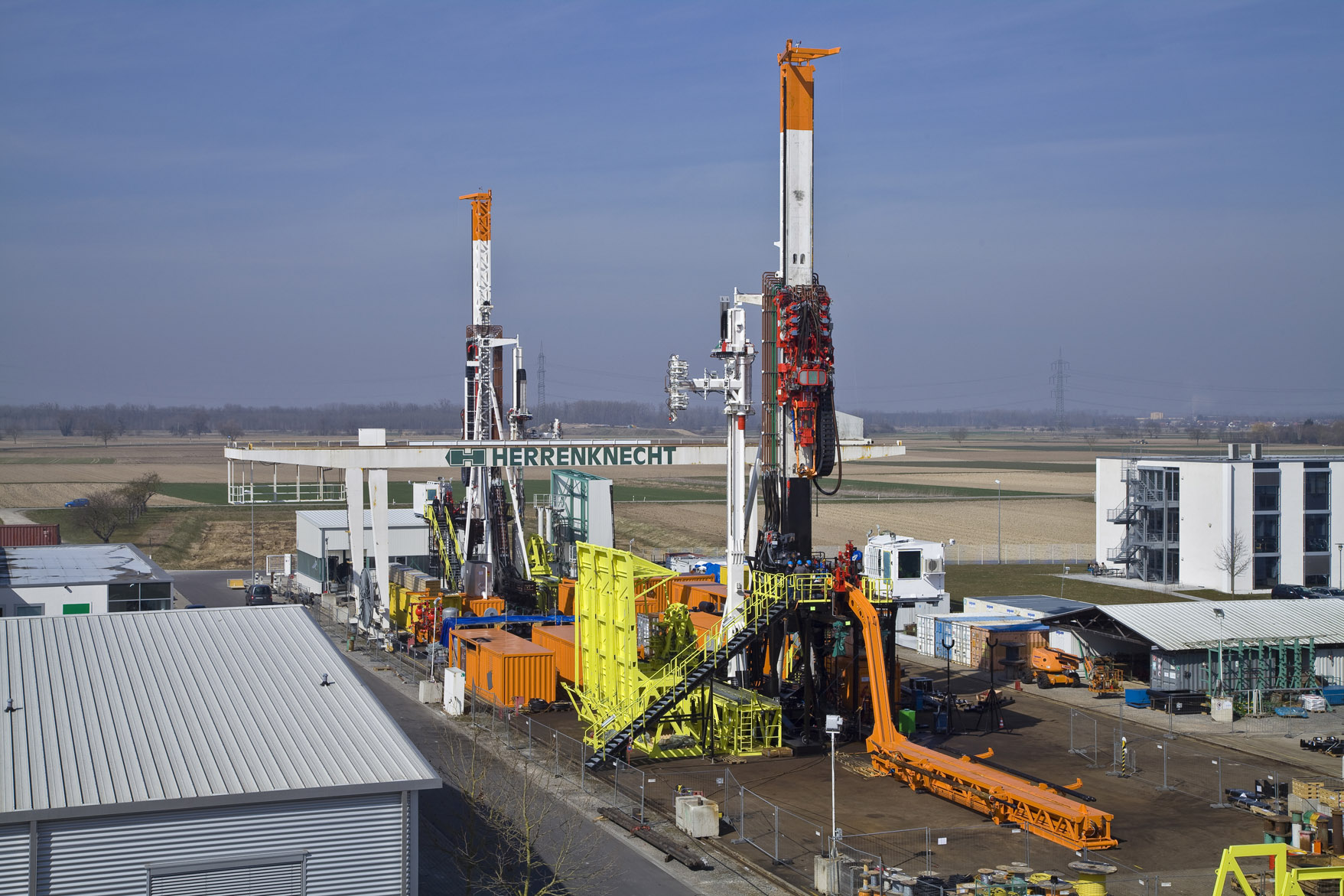 What are the benefits of service loops? - igus Blog