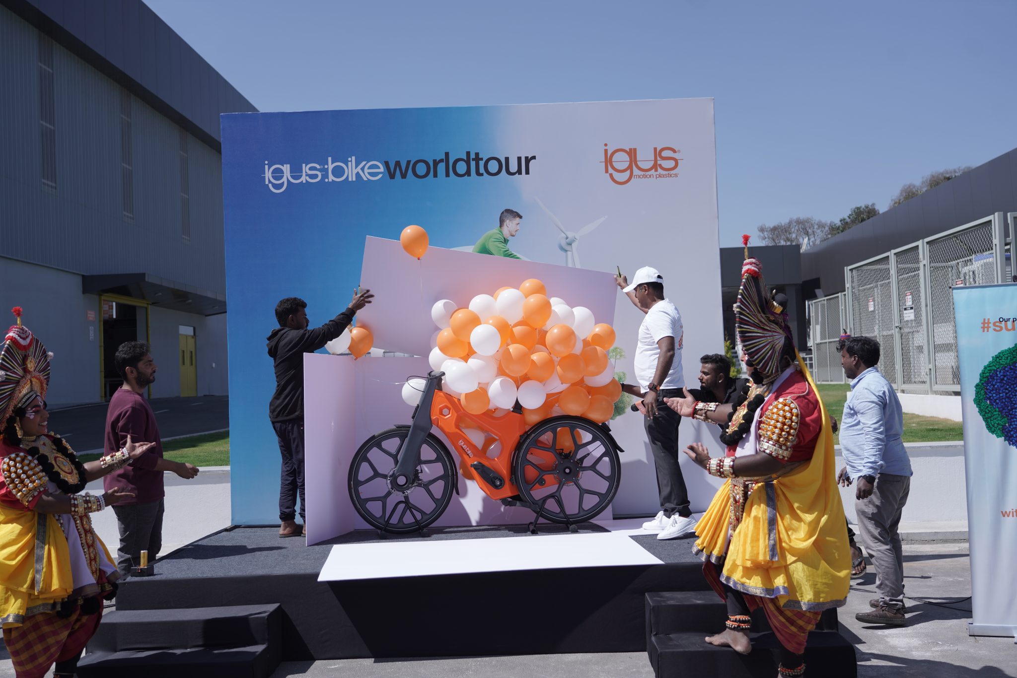 igus:bike world tour – Namaste, India: The igus Bike’s Adventure Starts ...